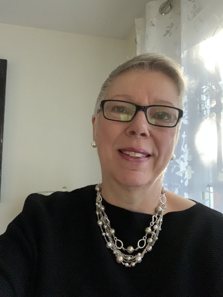 Kim Silver & Pearl Necklace – Carolily Finery